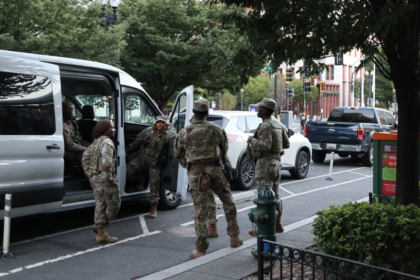 Know Your Rights in Encounters with Law Enforcement and Military Troops ...